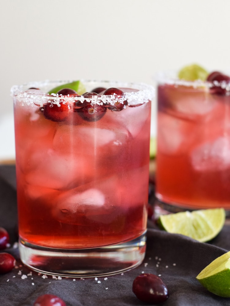 Easy Cranberry Margarita - Isabel Eats