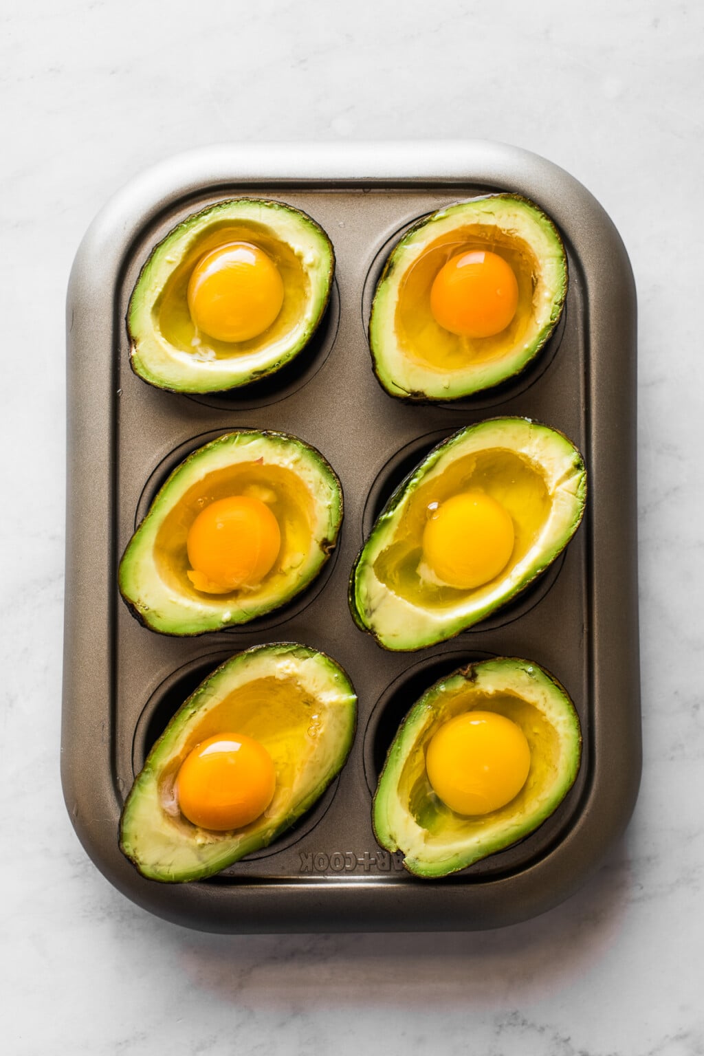 Avocado Egg Bake (Baked Eggs in Avocado) - Isabel Eats