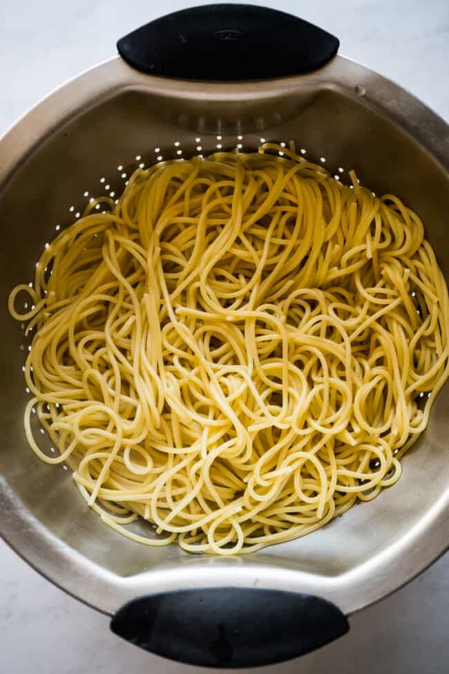 Green Spaghetti (Espagueti Verde) - Isabel Eats
