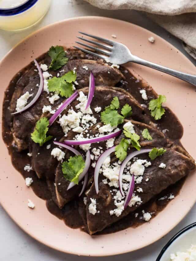 Enfrijoladas - Isabel Eats