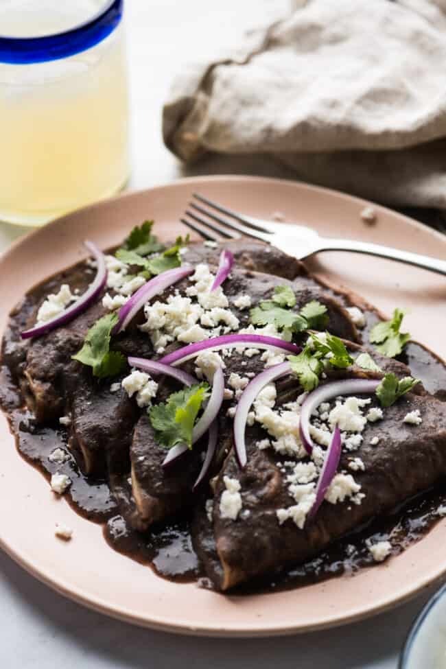 Enfrijoladas - Isabel Eats