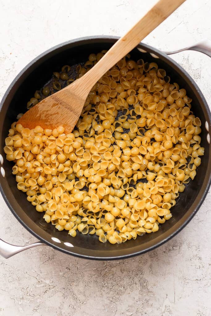 Sopa de Conchas - Isabel Eats